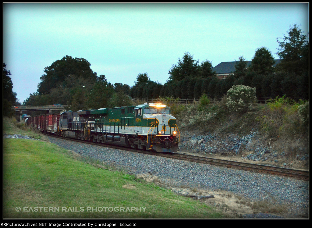 NS ES44AC 8099 - The Southern Heritage Unit leads 337 down the R Line at dusk